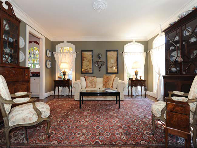 Featured Home: Elegant, Close-in Vinings Cluster Home (PREVIOUSLY ...