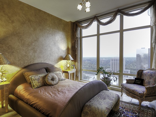 Featured Home: Stunning Penthouse Living in Oaks at Buckhead ...