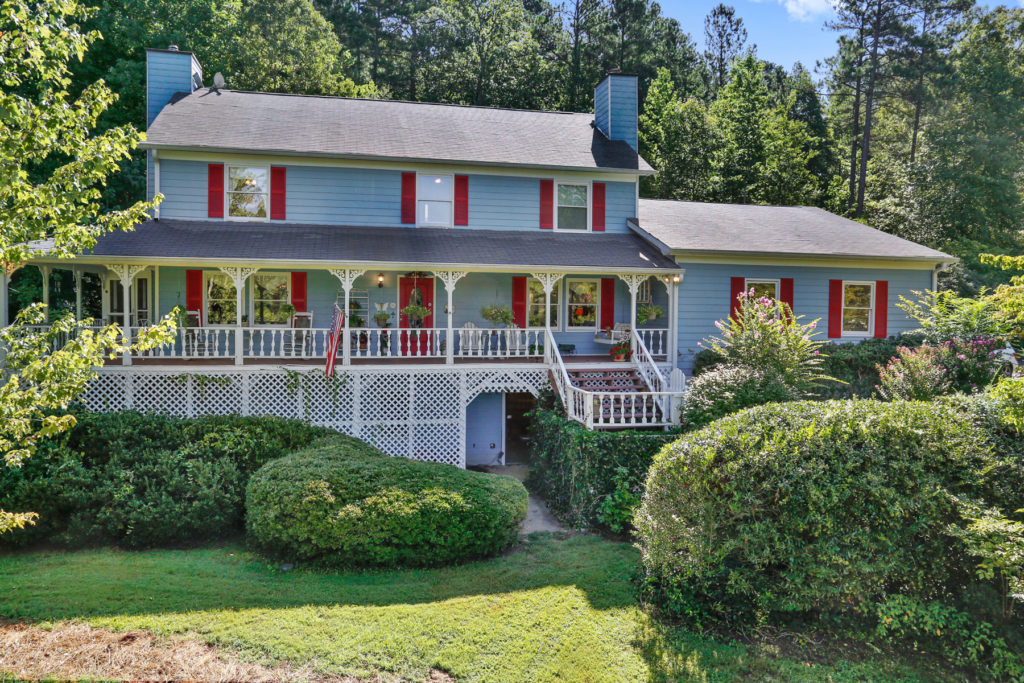 Leisurely Lake House Lifestyle | ATL Real Estate Blog