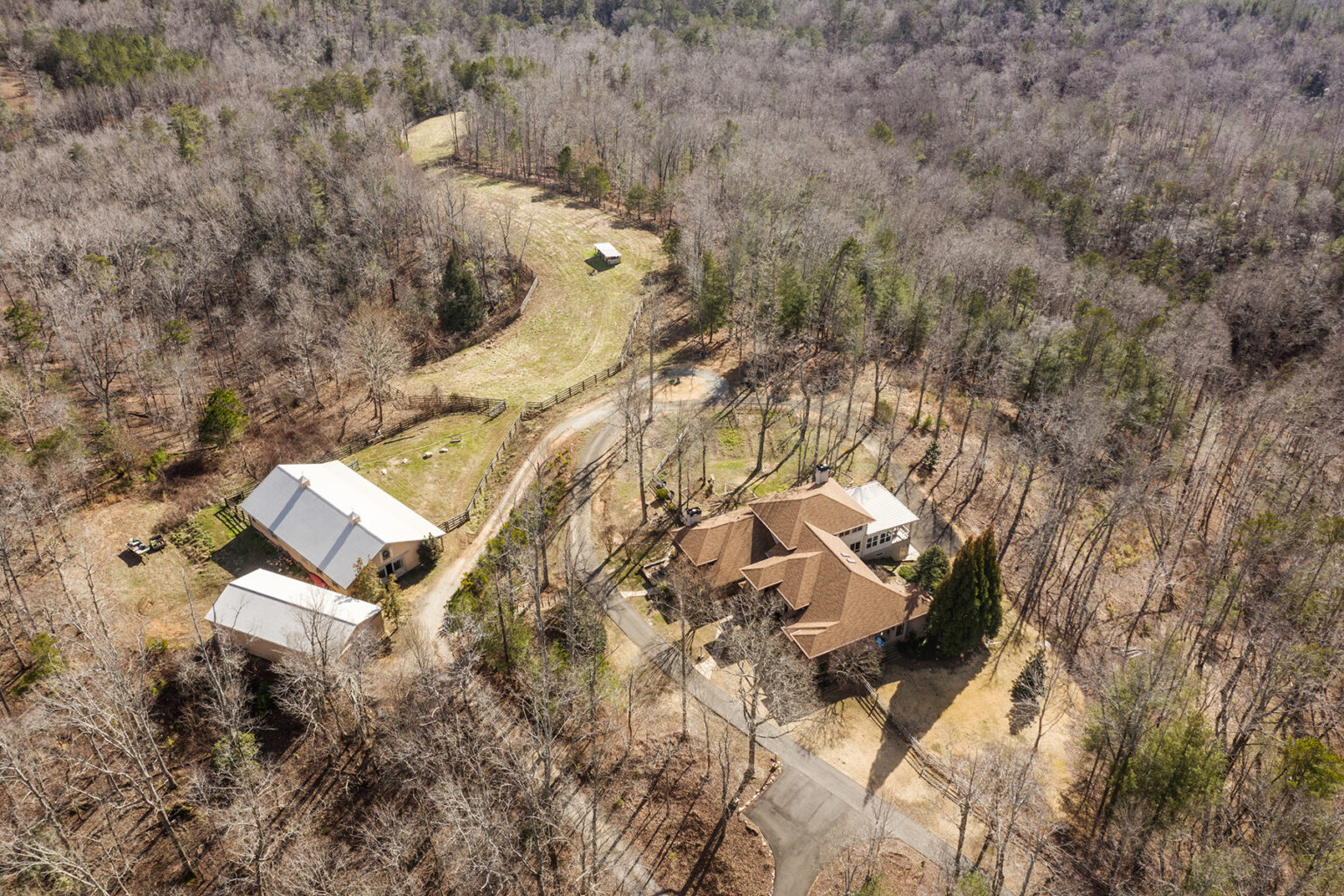 Stunning Home and Horse Farm on Over 30+/- Acres in Jasper (Previously ...