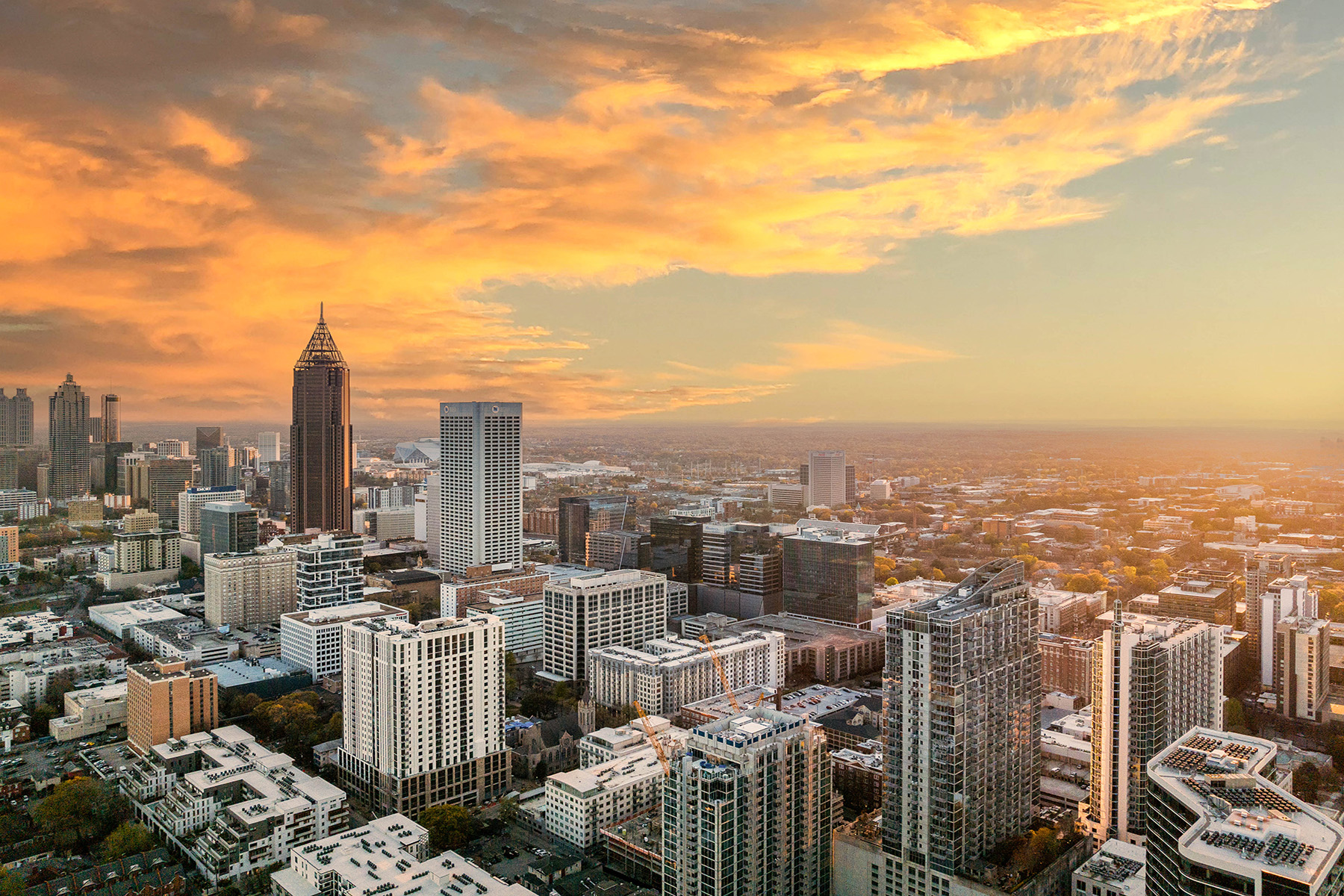 This Stylish Midtown Highrise is Pure Urban Luxury